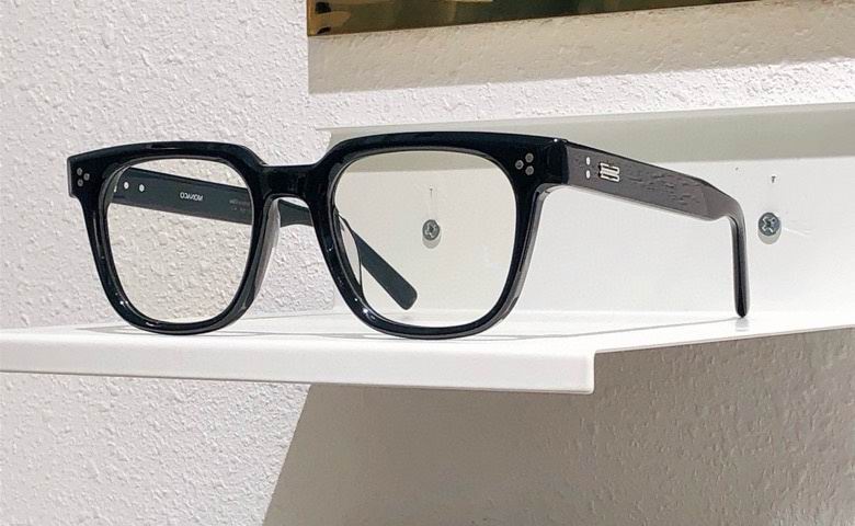 Gentle Monster Glasses (6)-Accessory丨YG